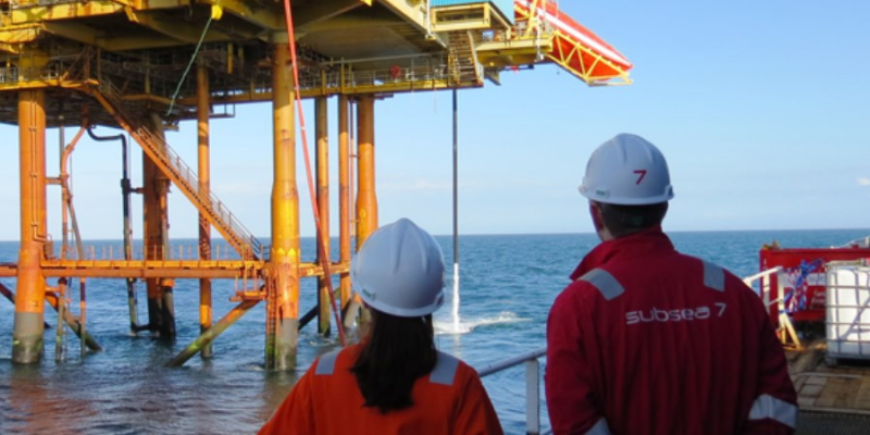 How can offshore wind benefit from transferable skills in oil and gas?