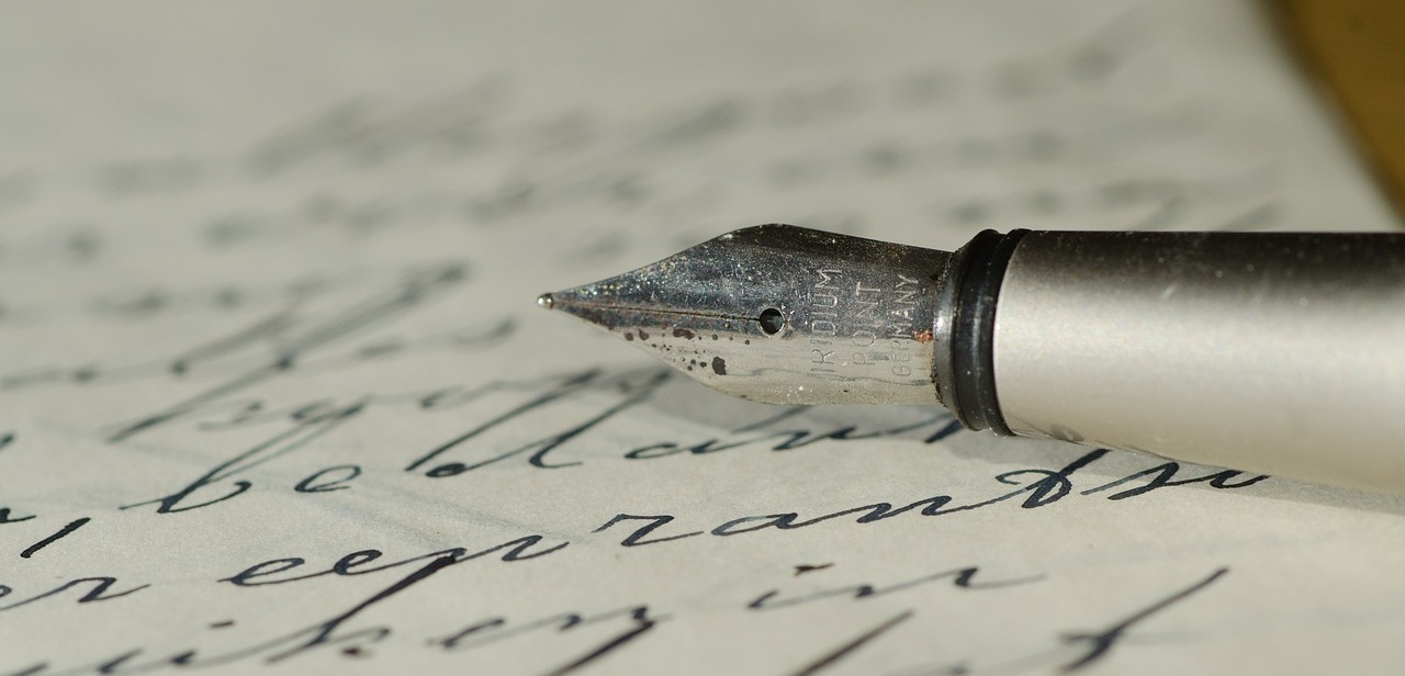 How to ask for a reference letter [with sample]