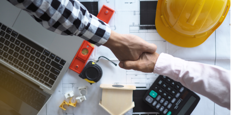 5 Benefits of hiring a contractor and and what you need to know